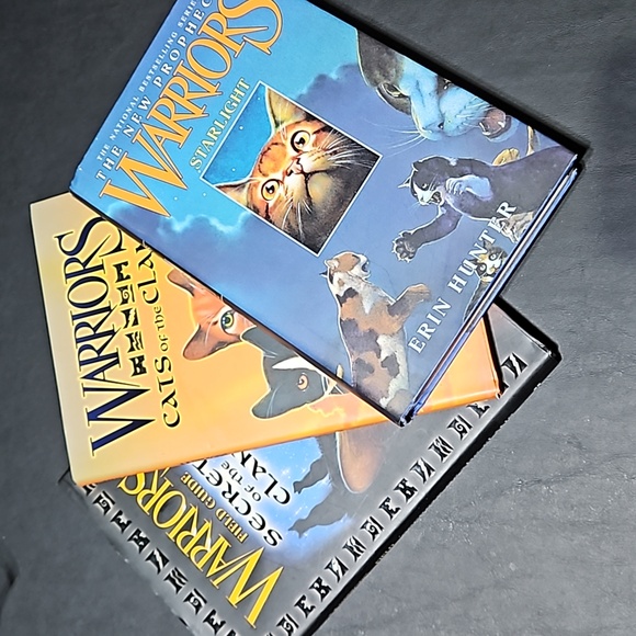 Erin Hunter | Other | Warriors By Erin Hunter Hard Cover Book Bundle Of ...
